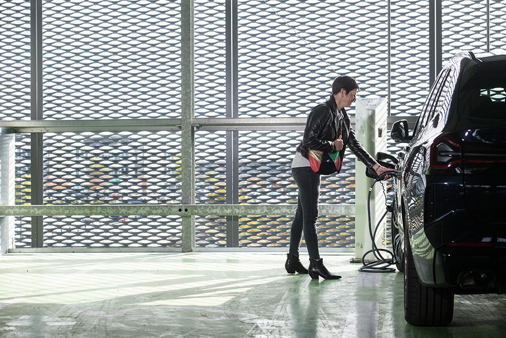 Electric charging stations Lyon Airport | Lyon Aéroport